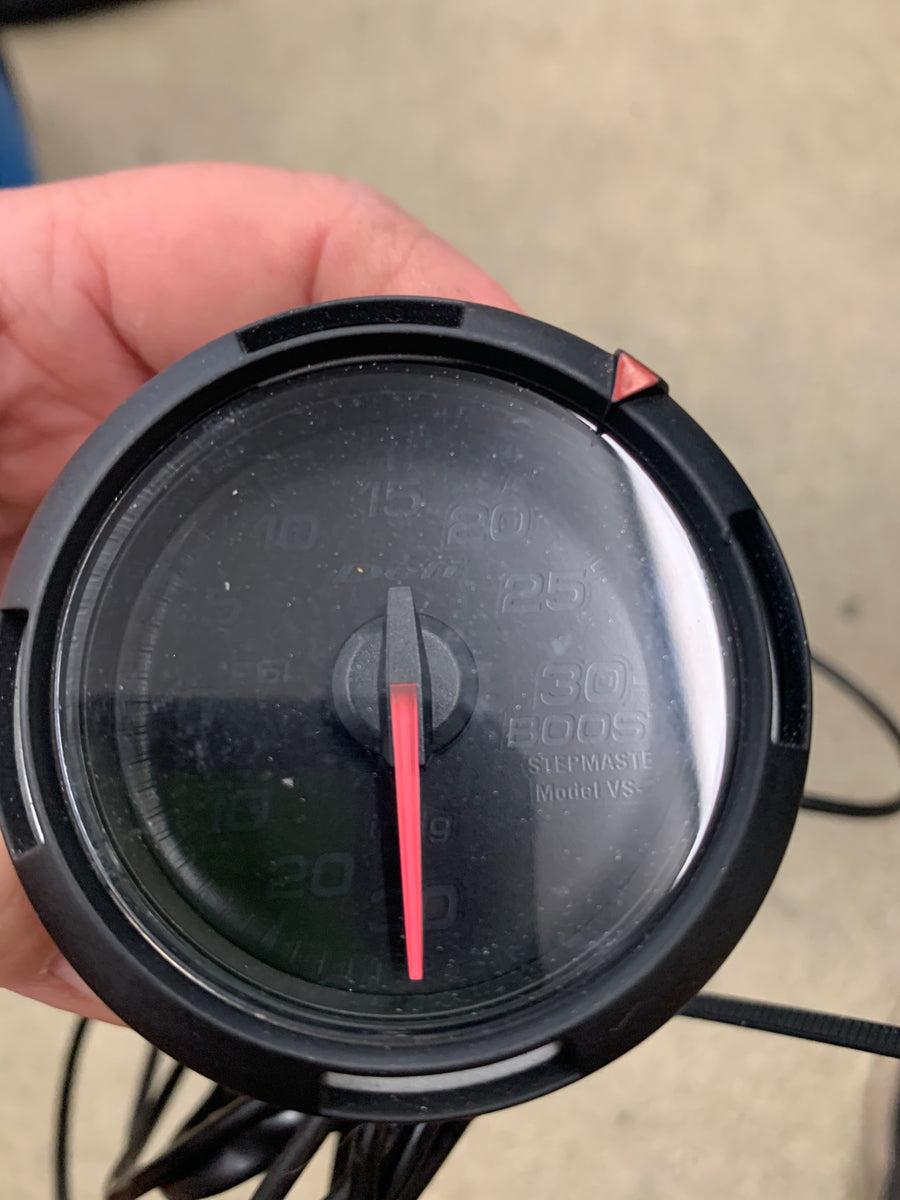 Defi boost gauge step master VS2 blue – Rix Racing